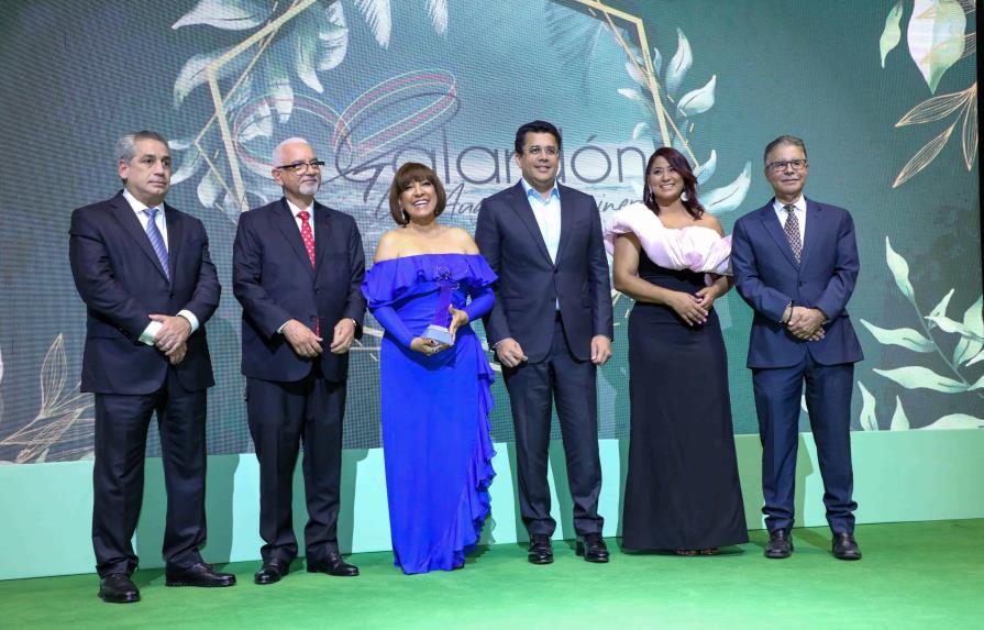 Canal 4RD transmitirá hoy Galardón Luis Augusto Caminero - Diario Libre