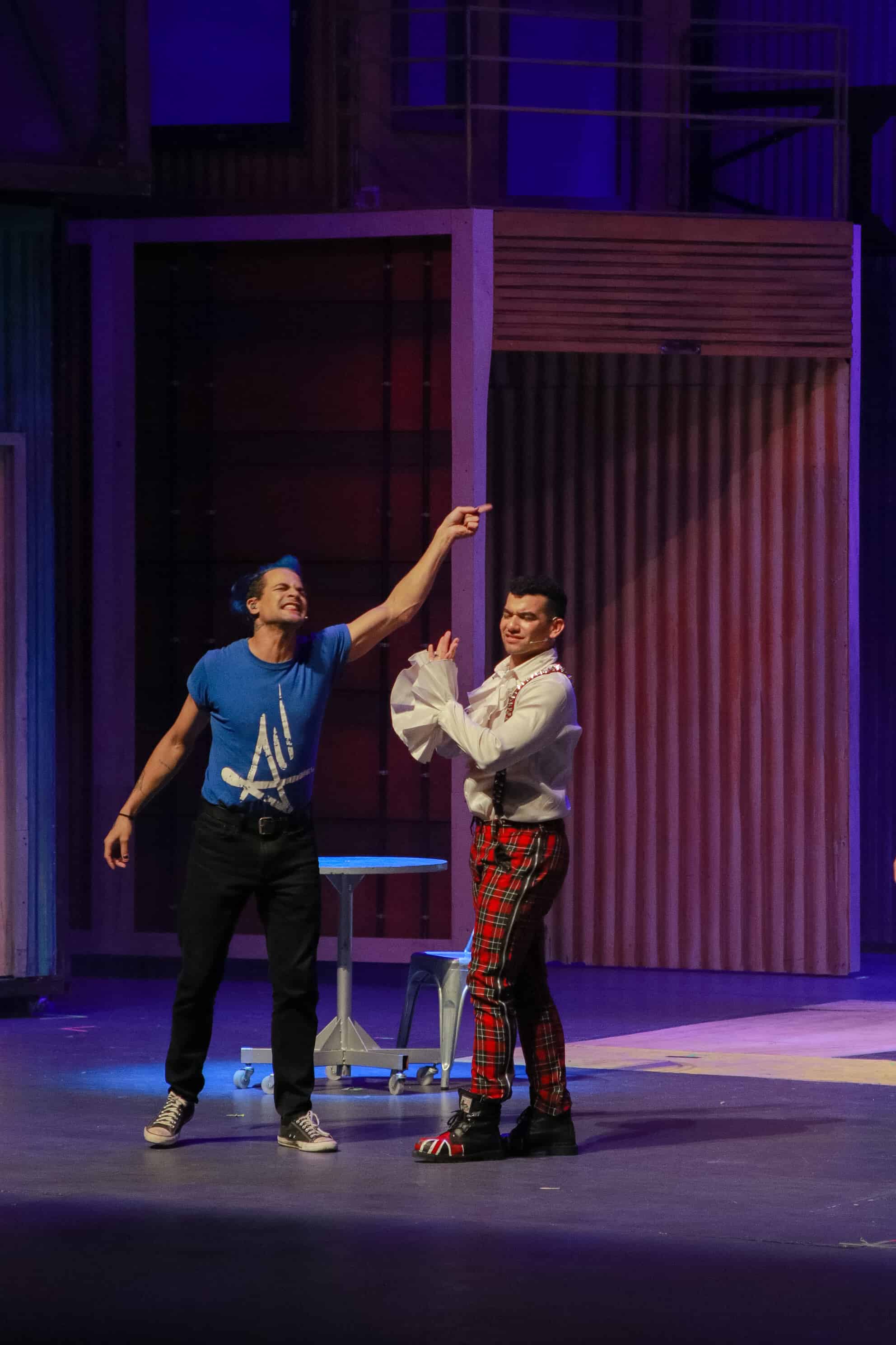 Éxito "Hoy no me puedo levantar" en Teatro Nacional - Diario Libre