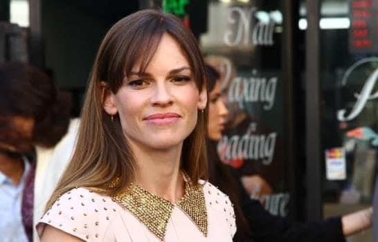 Hilary Swank está embarazada de mellizos a sus 48 años - Diario Libre