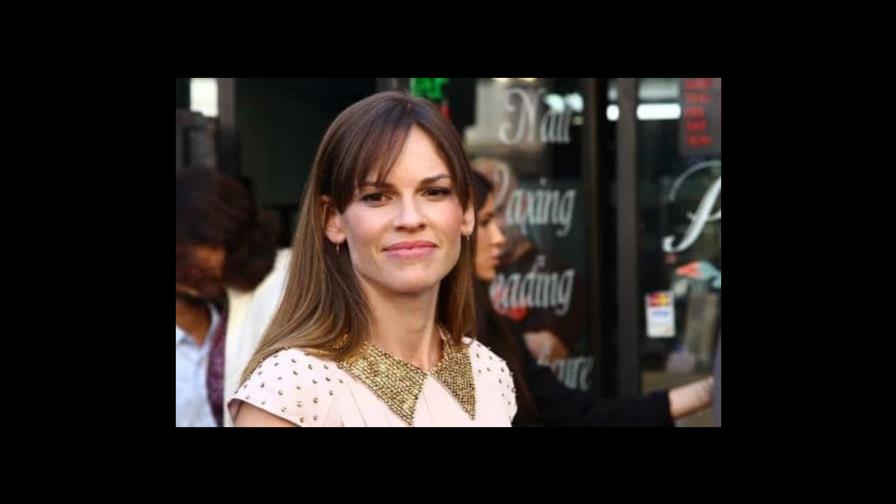 Hilary Swank está embarazada de mellizos a sus 48 años - Diario Libre