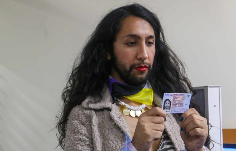 Entregan primer cédula indentidad no binaria en Chile - Diario Libre