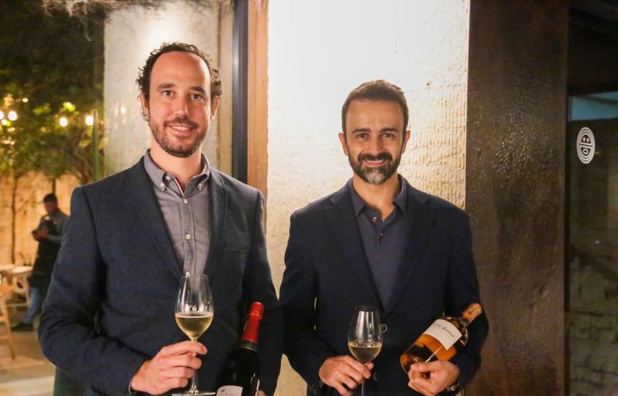 Sembra recibe embajador bodega Raventós i Blanc - Diario Libre