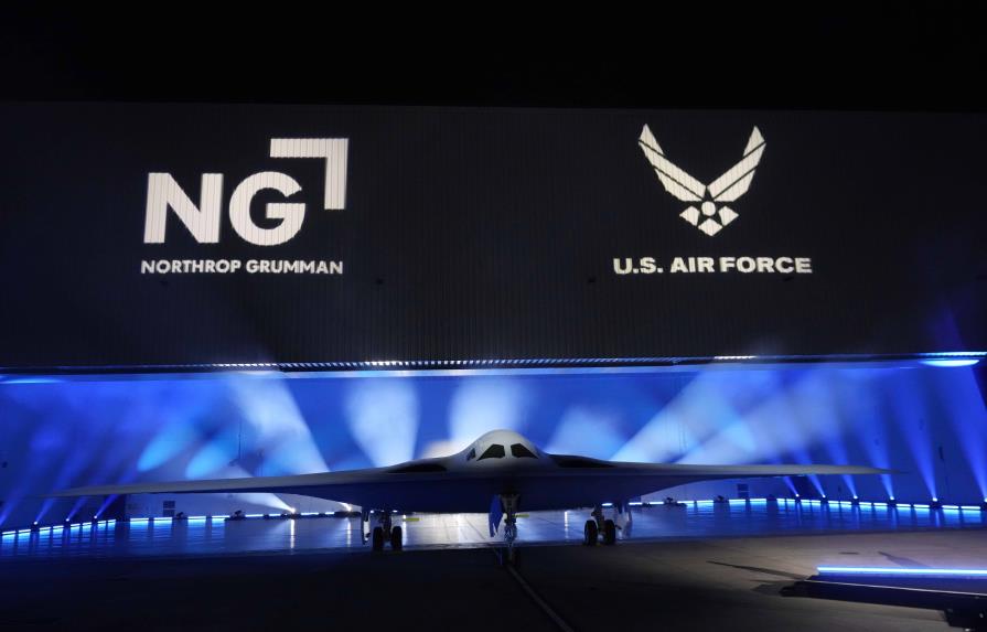 Estados Unidos presenta su nuevo bombardero furtivo - Diario Libre