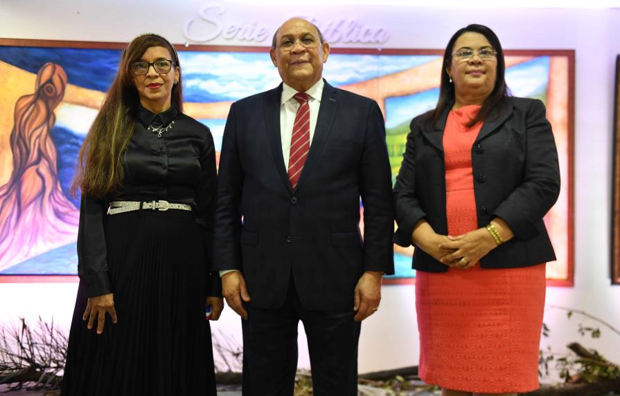 Infotep inaugura exposición arte “Cosmovisión Vital" - Diario Libre