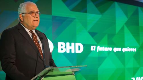 BHD lanza tarjeta Visa Premia - Diario Libre