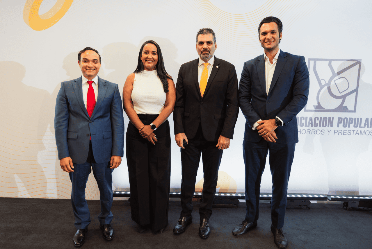 APAP distingue la trayectoria de sus colaboradores - Diario Libre