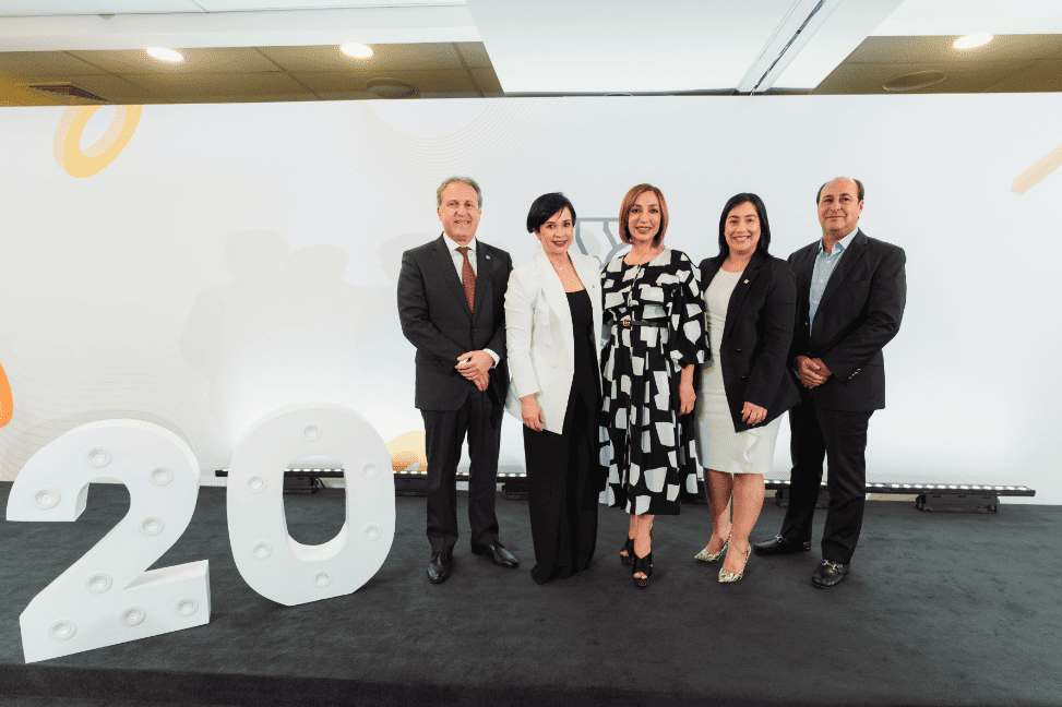 APAP distingue la trayectoria de sus colaboradores - Diario Libre