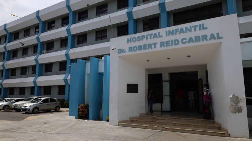 Muerte de niño en Robert Reid Cabral no fue por dengue - Diario Libre