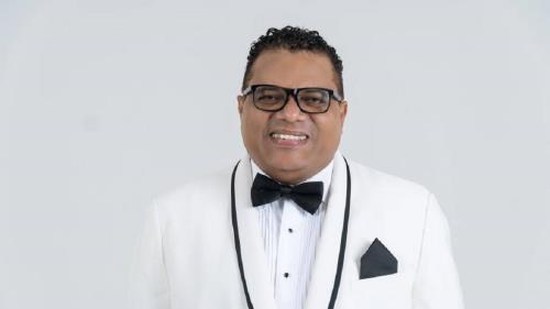 Reconocen a Pochy Familia - Diario Libre