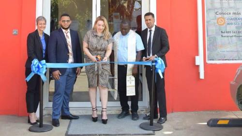 Banco Adopem inaugura nueva sucursal - Diario Libre