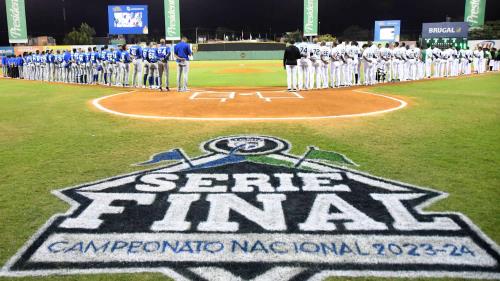 Serie Final de la pelota invernal dominicana: Estrellas vs Licey ...