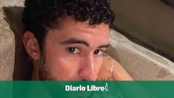 Bad Bunny enciende las redes sociales con fotos desnudo - Diario Libre
