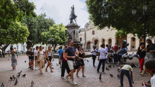El turismo aporta unos US$31.4 millones diarios a economía dominicana ...