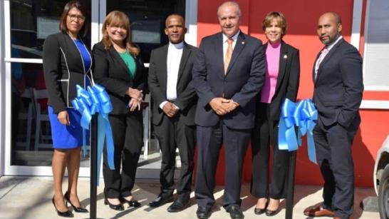 Banco Adopem inaugura sucursal número 73 - Diario Libre