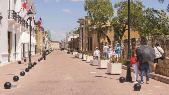 En Ciudad Colonial las calles son más peatonales - Diario Libre