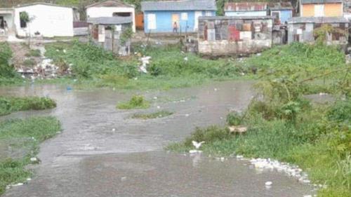 Desbordamiento de ríos y cañada en Hato Mayor provocan inundaciones - Diario Libre