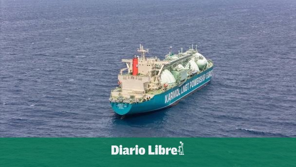 ¿Qué hace el Buque Karmol Lngt Powership Europe anclado en el país ...