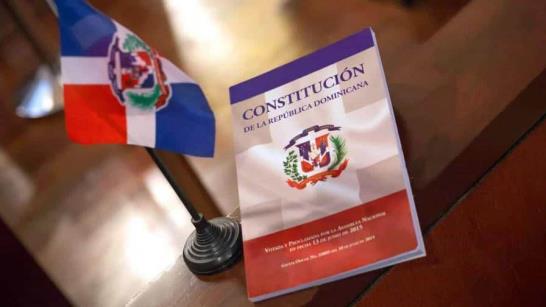 Hoy se conmemora el Día de la Constitución - Diario Libre