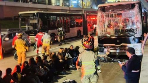 Triple choque de buses en Lima deja al menos 45 heridos - Diario Libre