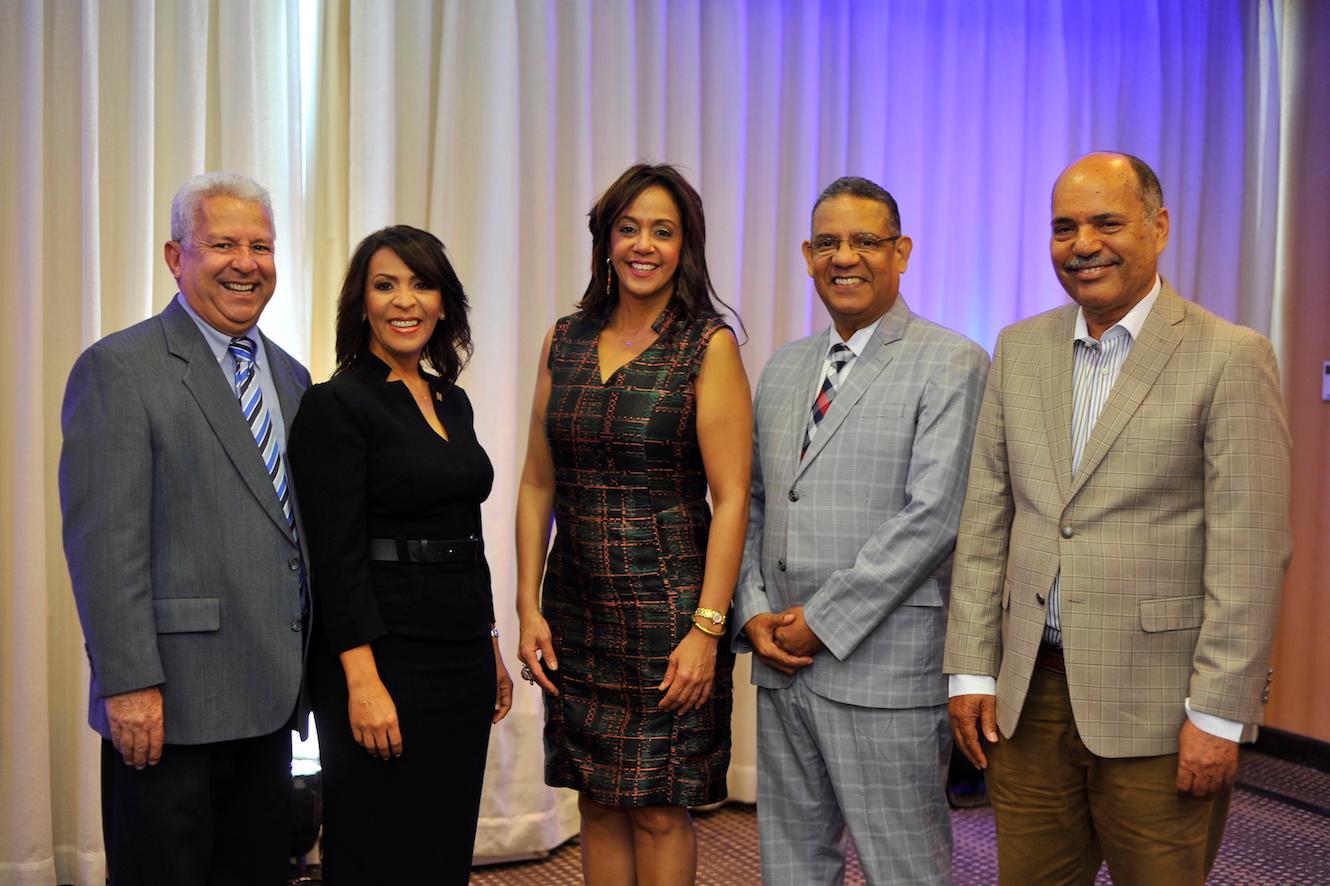 APAP celebra el inicio de la Navidad - Diario Libre