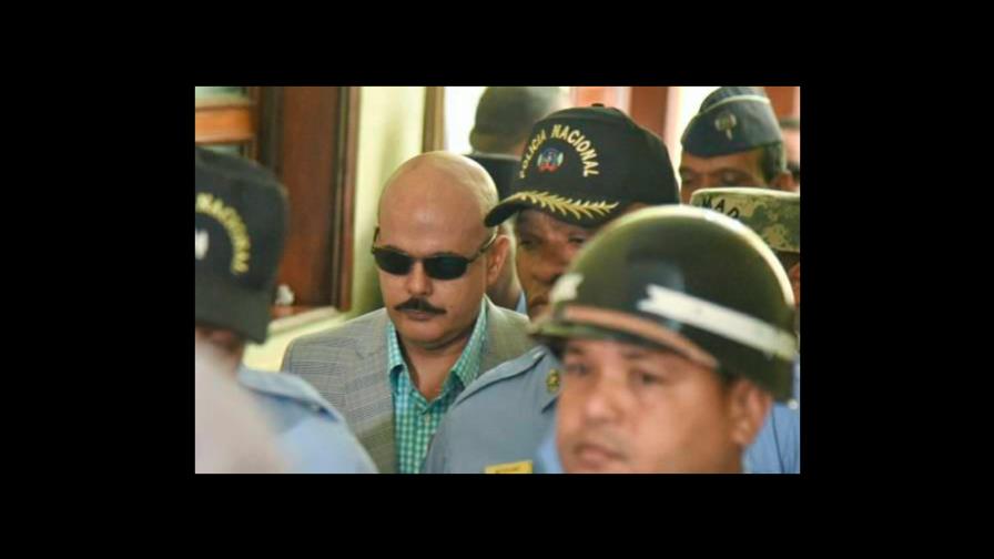 Envían a juicio de fondo a exgeneral Acosta Castellano, acusado de ...