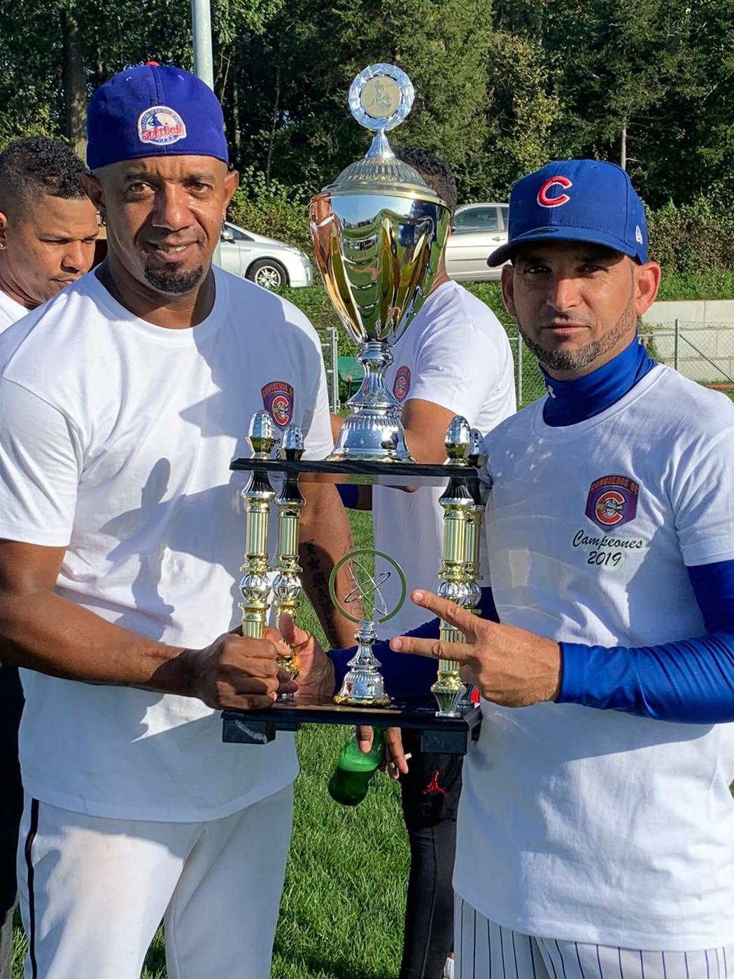 Los Congueros se coronan en la Liga Latina de softbol en Suiza - Diario ...