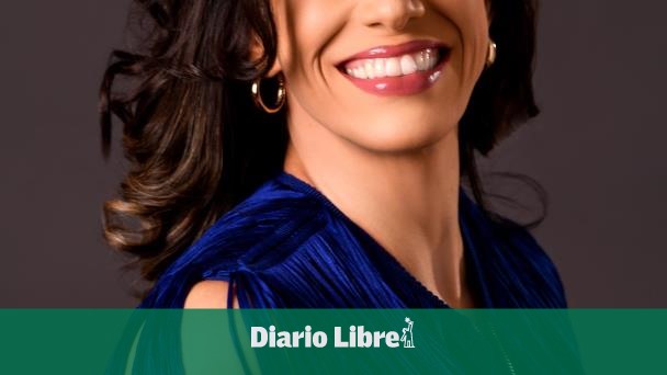 Ángela Bernal actúa en obra teatral “Las 7 Palabras” de Luis Marcel ...