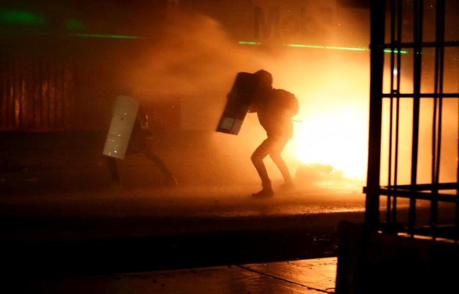 Noche de terror en Colombia deja en escombros el Palacio de Justicia de ... Noche de terror en Colombia deja en escombros el Palacio de Justicia de ...