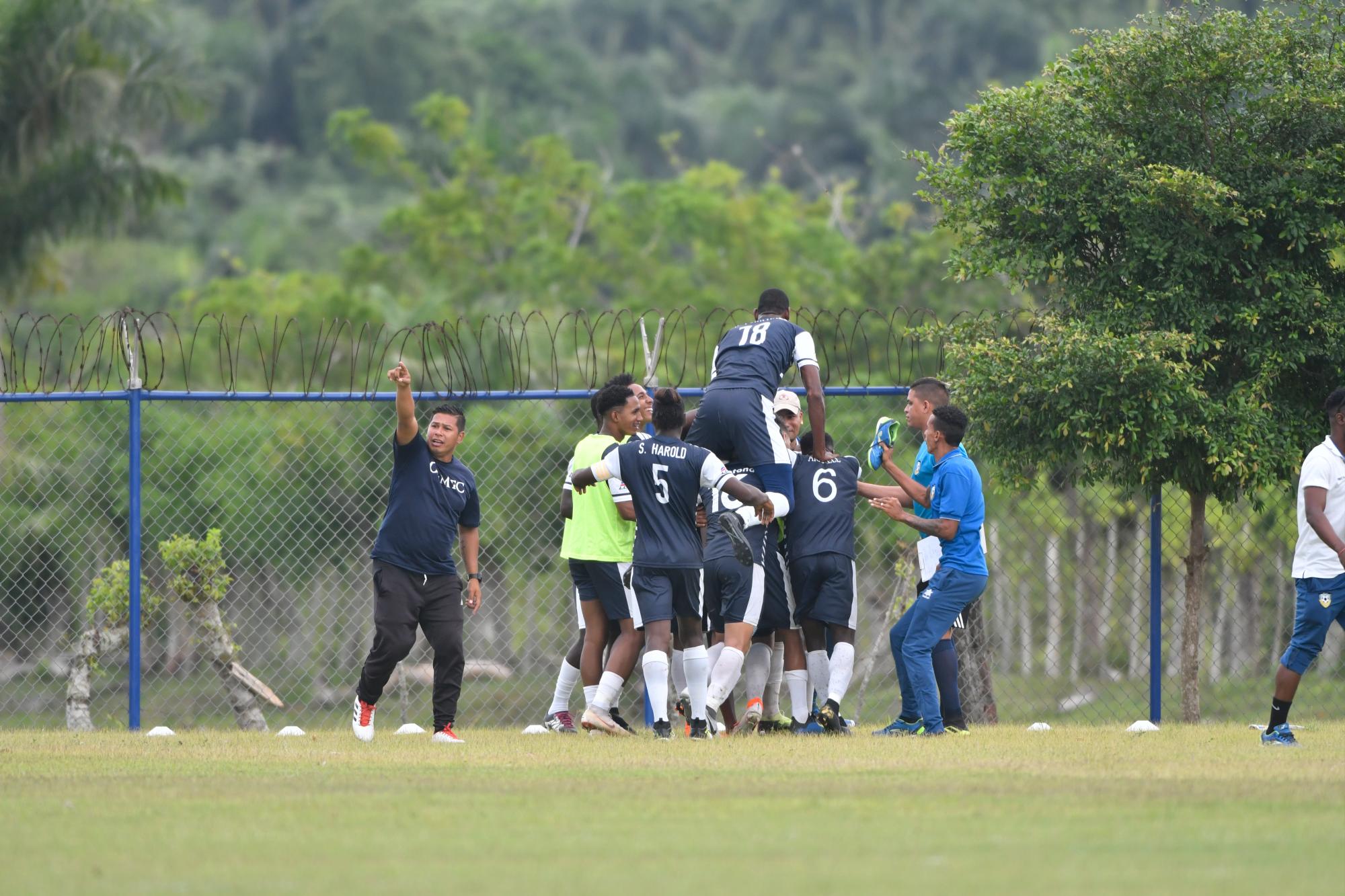 O&M vence a Jarabacoa con gol de Jamesley - Diario Libre