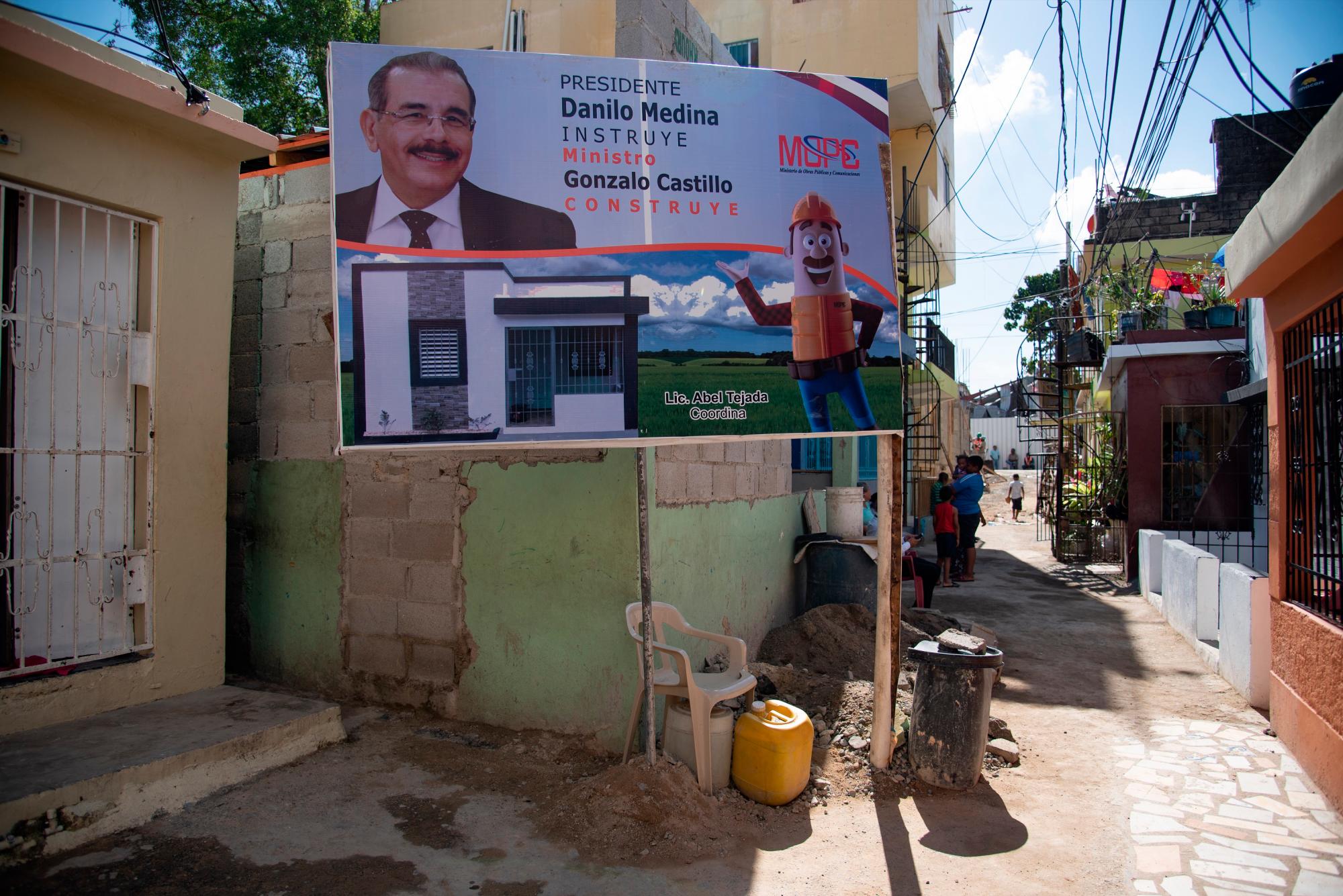 Continúan reconstrucción de viviendas afectadas por explosión de ...