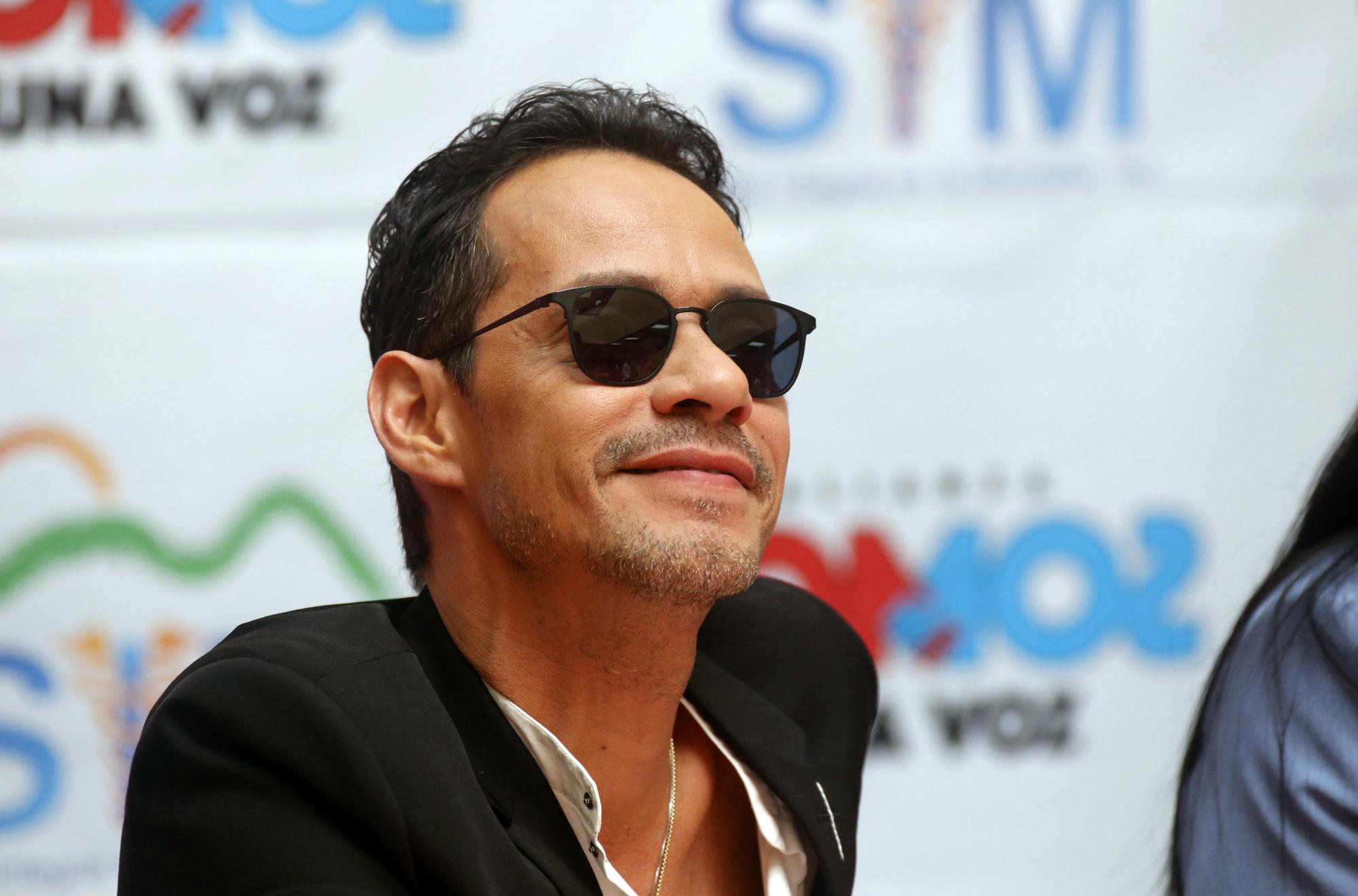Marc Anthony firma millonario contrato - Diario Libre