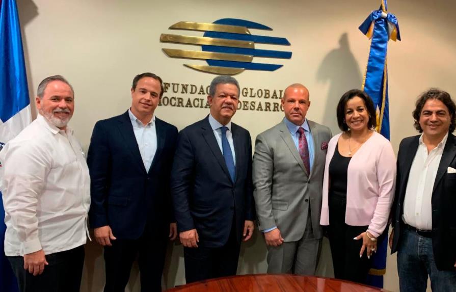 Leonel se reúne con empresarios estadounidenses y hablan de inversiones ...