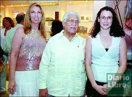 Laboratorios Dr. Collado lanza línea cosmética - Diario Libre