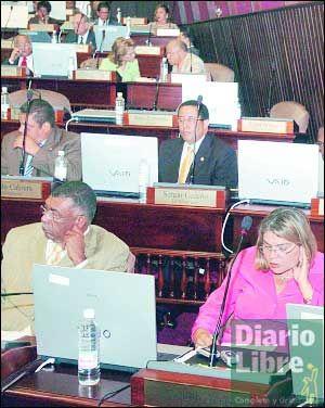 Piden a LF resolver problema "jevitos" - Diario Libre