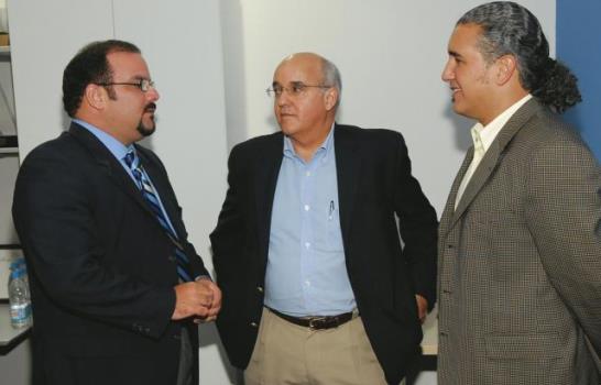 Clio abraza a Dominicana - Diario Libre