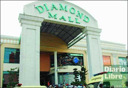 Trabajos en Diamond Mall se centran en la remoción de los escombros ...
