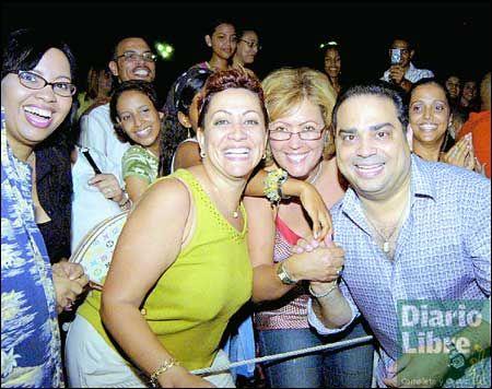 Gilberto cantó a las madres Banreservas - Diario Libre