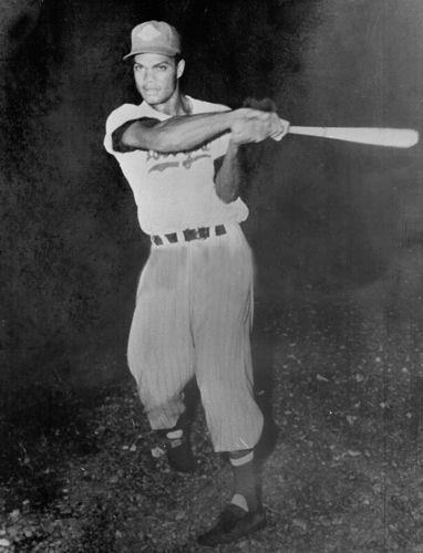 En la temporada 1958-59 Felipe Rojas Alou fue amo y señor de la pelota ...