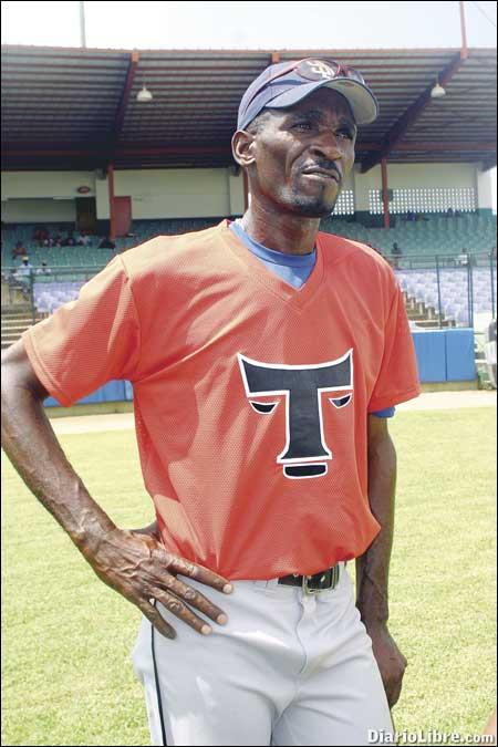 Julián Yan, una leyenda que regresa a los Toros - Diario Libre