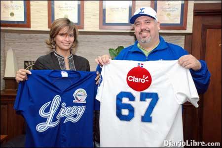 El Licey recibe el uniforme de Claro - Diario Libre