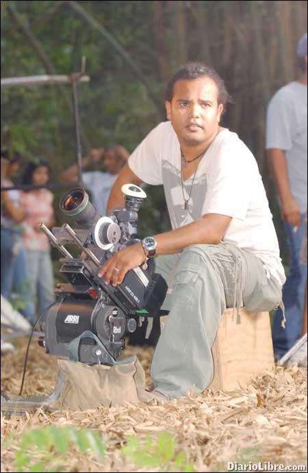 Zayas ya no será director del filme "Santi Cló" - Diario Libre