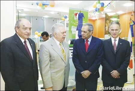 El Banco BHD abre nueva sucursal en Homs-Santiago - Diario Libre