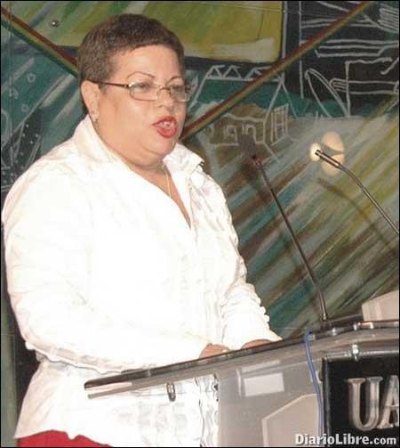 Hombre y mujer del año 2008 - Maritza Camacho Sosa, Licenciada en contabilidad - Diario Libre