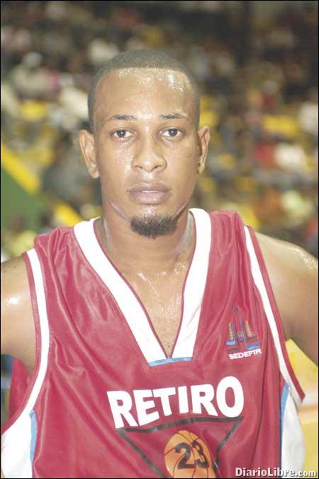 Pr. - Thomas Batista guía al Retiro 23 en SPM - Diario Libre