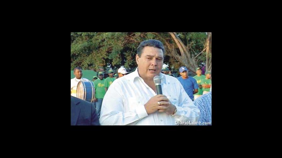 UCE inaugura moderno estadio en San Pedro - Diario Libre