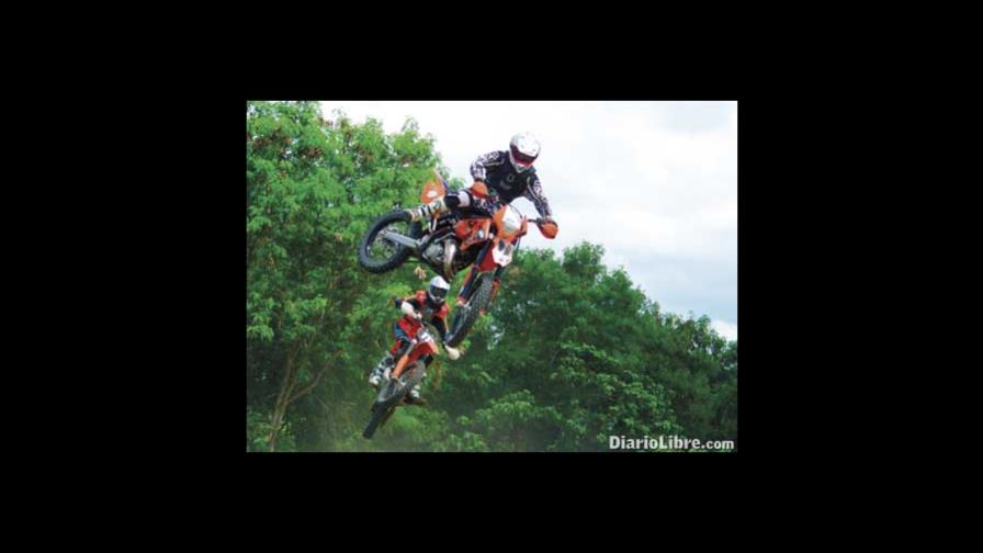 Edwin Marte triunfa en motovelocidad - Diario Libre