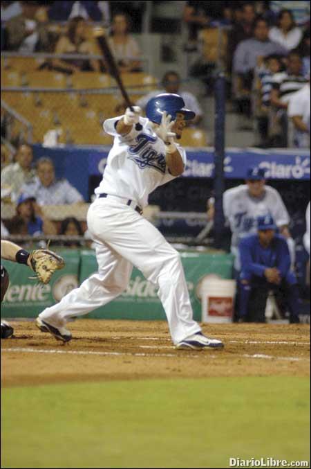 Bernie Castro firma con Tigres de Quintana - Diario Libre