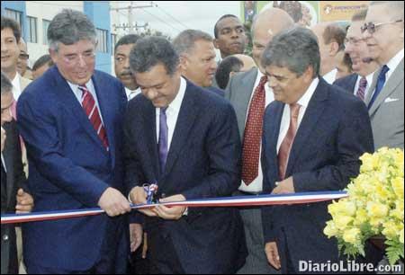 LF opens JFK overpass - Diario Libre