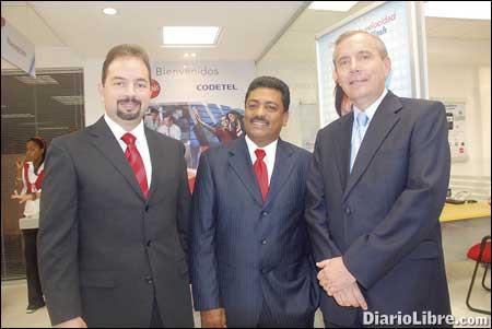 Codetel inaugura nuevo Centro de Atención al Cliente - Diario Libre