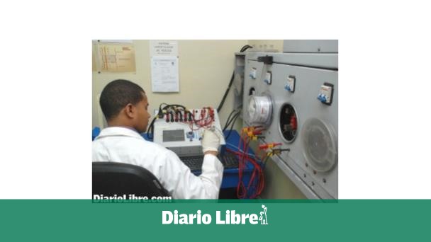 Laboratorio de Digenor verifica en dos años 52,000 medidores - Diario Libre